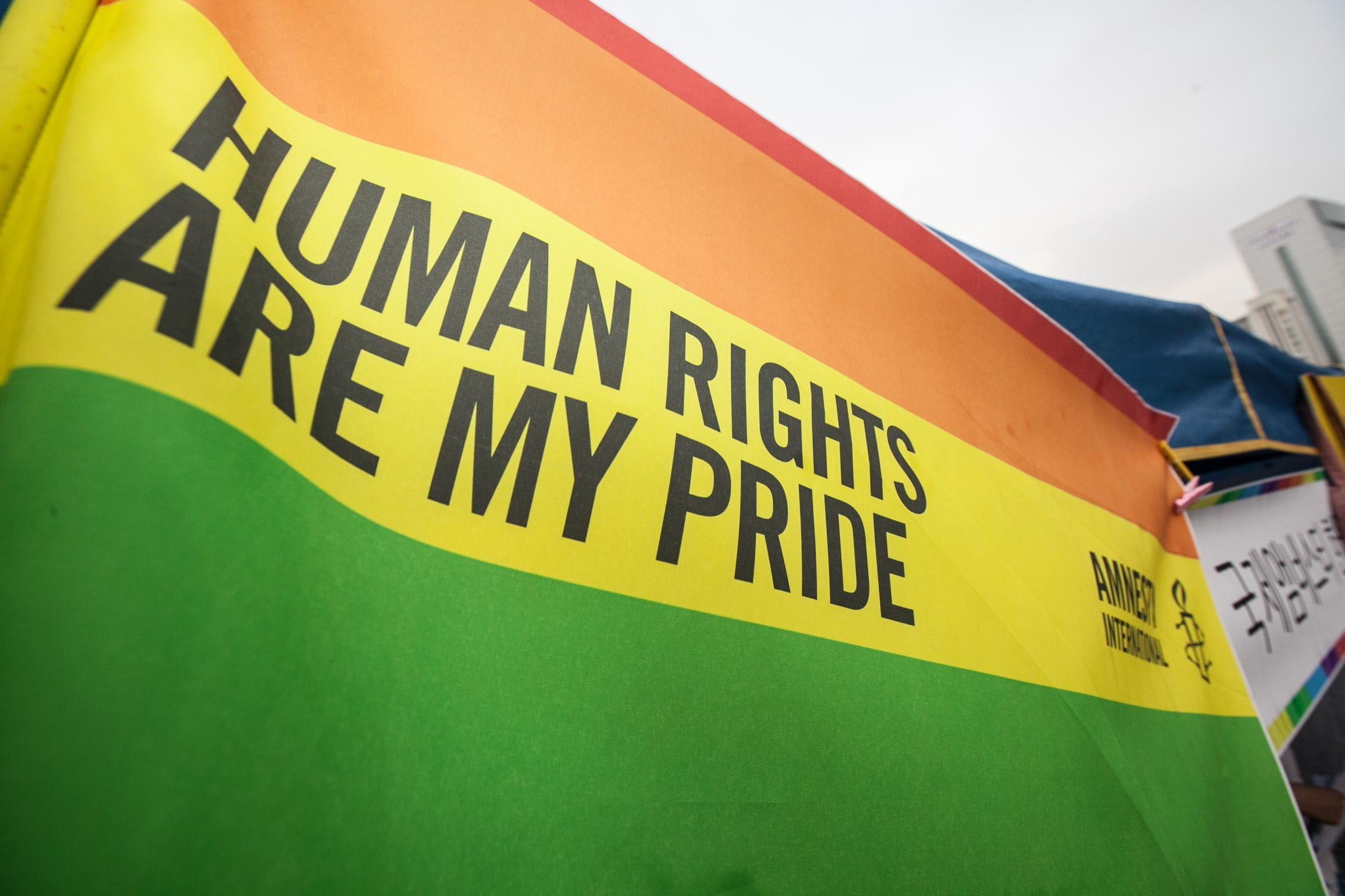 Understanding and supporting your non-binary friends - Amnesty ...