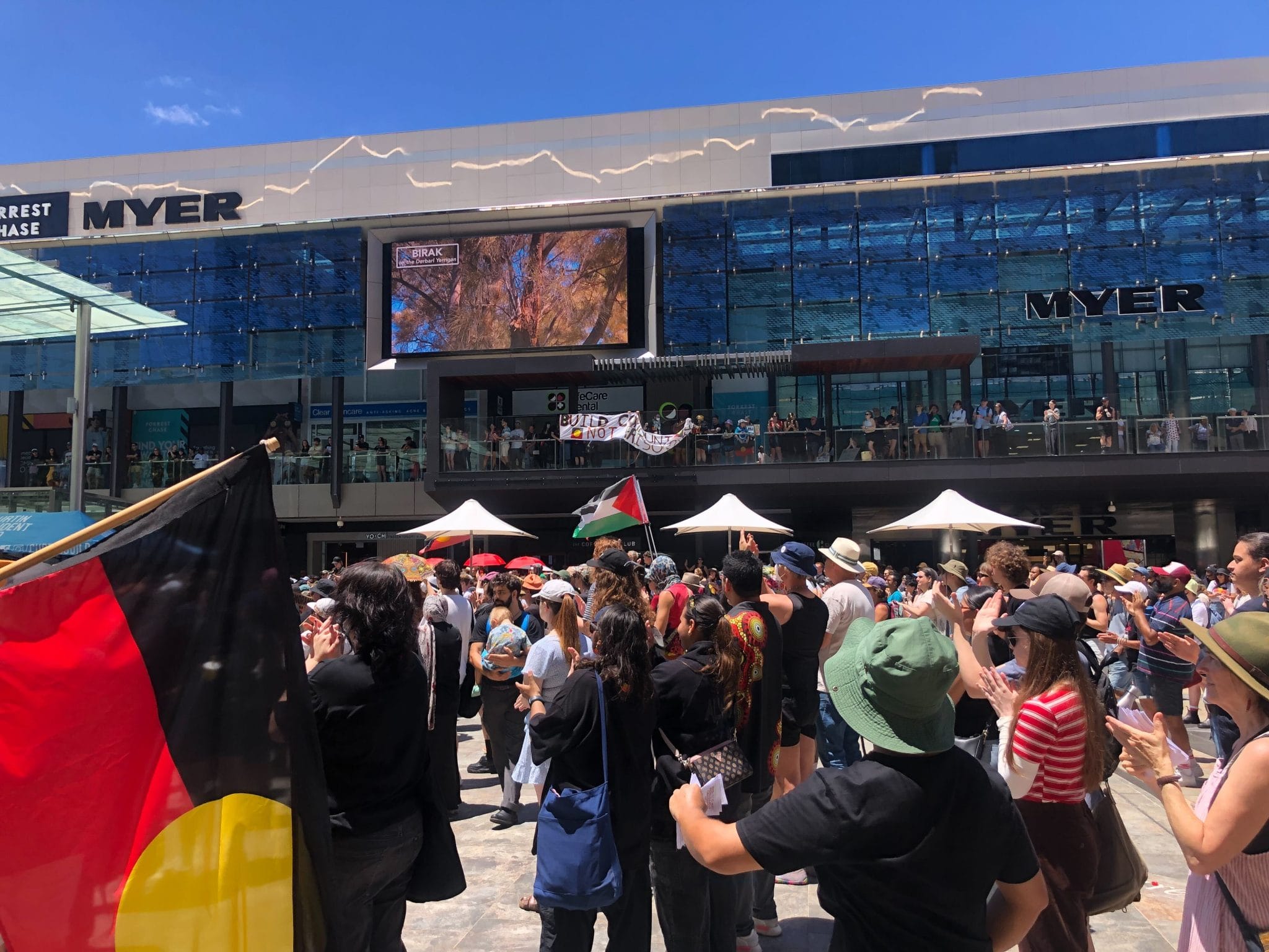 Invasion Day 2025: Thousands march for Indigenous justice - Amnesty International Australia