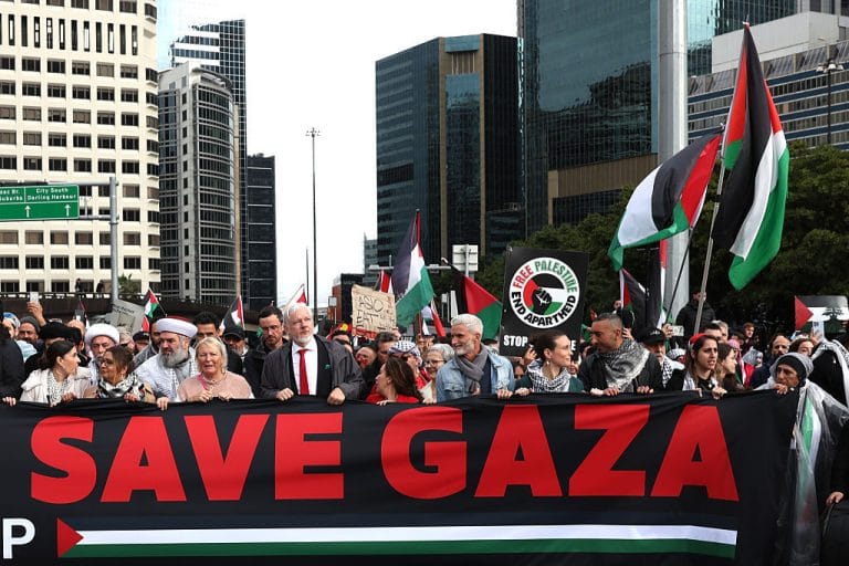 Thousands March for Humanity - Amnesty International Australia